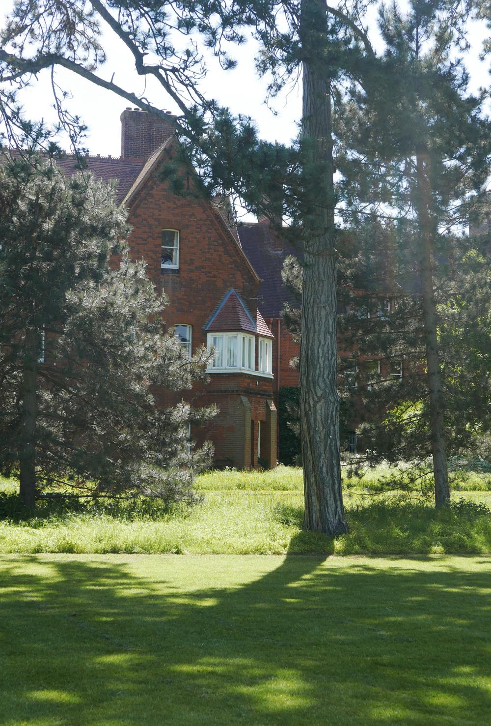 Girton College Cambridge – Gort Scott